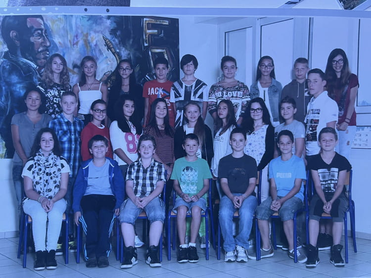 Photo de classe 5EME4 2014-2015 de 2014, Collège Jean Jacques Perret ...