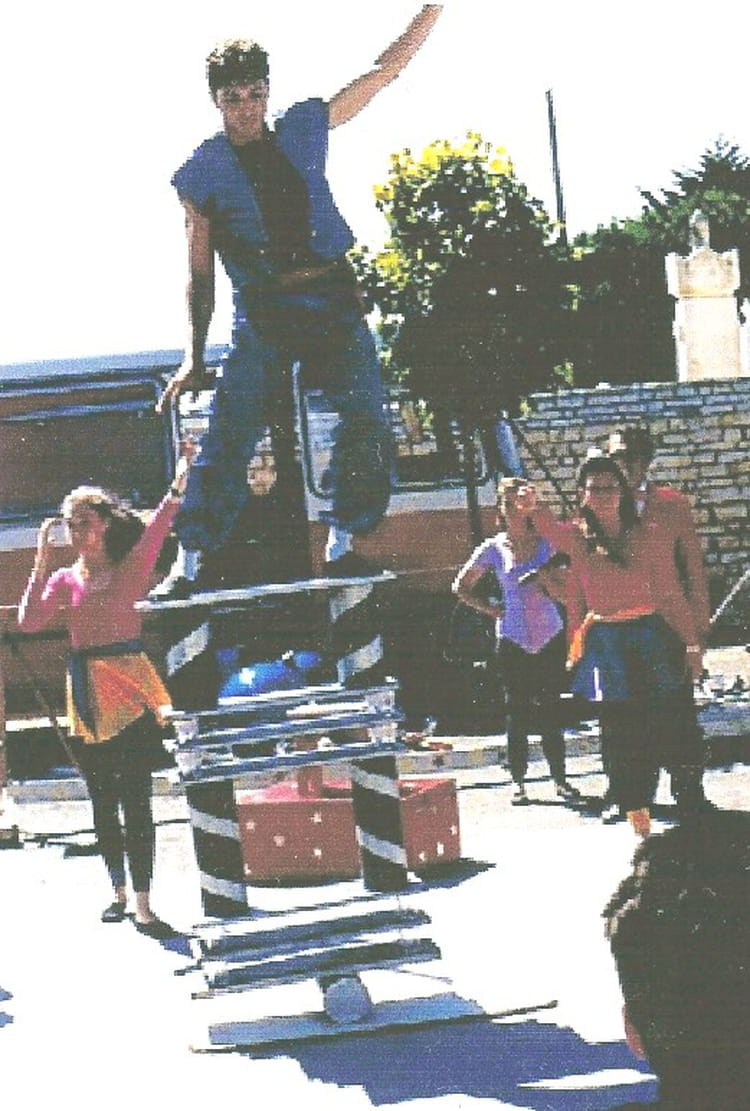 Photo de classe Rouleau américain 1991 de 1991, Ecole De Cirque Les ...