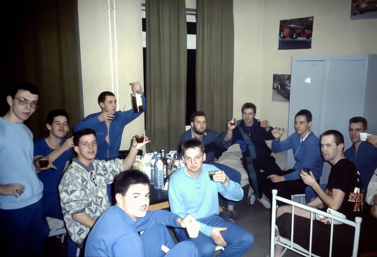 Photo de classe En chambre de 1990, 22 Ieme Ds Alat - Copains d'avant
