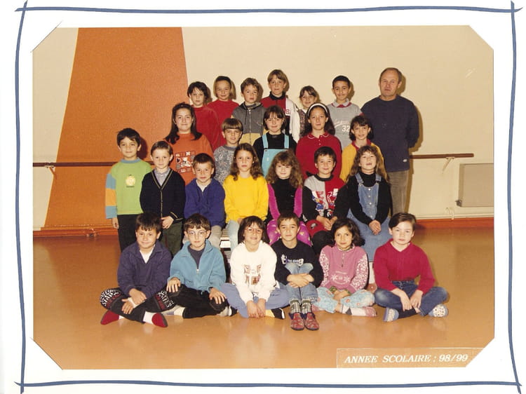 Photo de classe Ce2 de 1998, Ecole C. Et D. Alleaume (Beruges ...