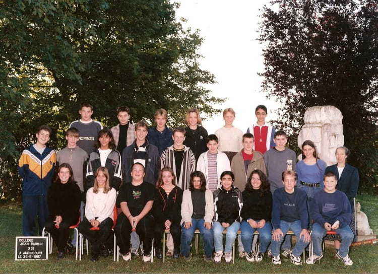 Photo de classe 3G1 de 1998, Collège Jean Bauhin - Copains d'avant