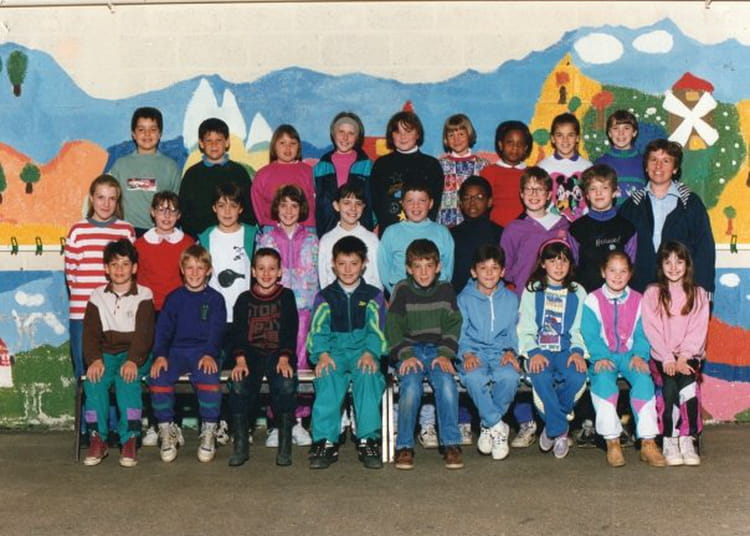 Photo de classe CM1 de 1992, Ecole Louis Lemonnier (Franqueville Saint ...