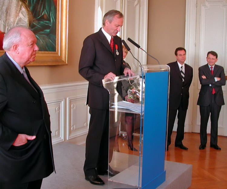 Photo de classe Vallet Guy, Dir : Légion d honneur de 1996, HOPITAL DE ...