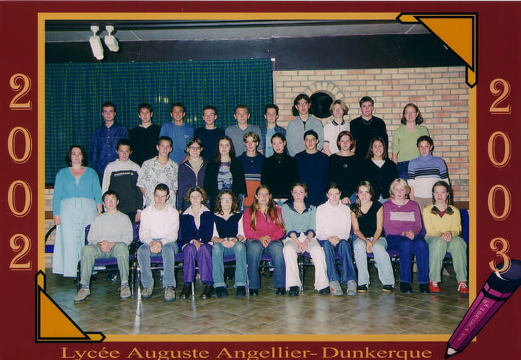 Photo de classe 1ère S2 de 2003, Lycée Auguste Angellier - Copains d'avant