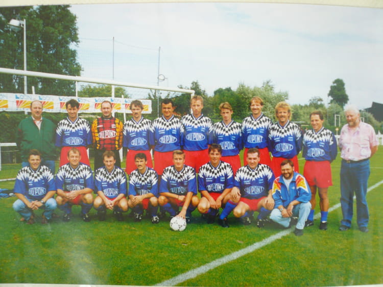 Photo de classe Séniors 94-95 de 1994, Fc Loon Plage - Copains d'avant