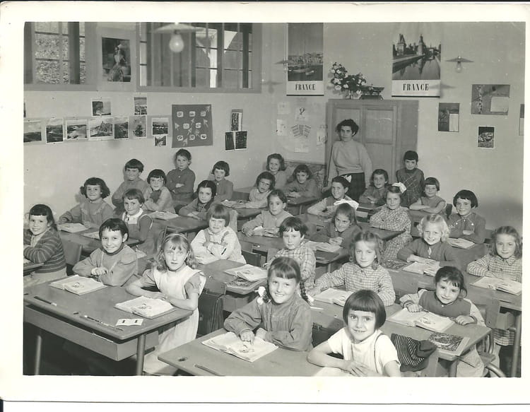 Photo de classe Madame Letourneur de 1957, ECOLE GABRIEL CHEVRIER ...