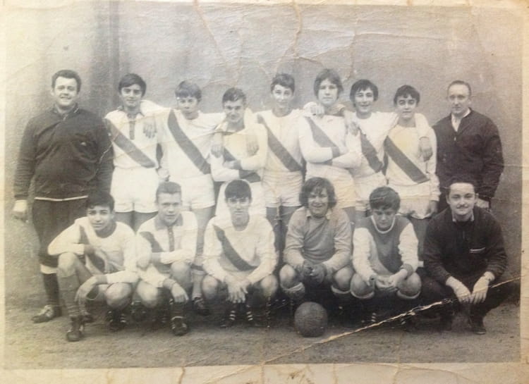 Photo de classe Cadet de 1969, USTAC - Copains d'avant
