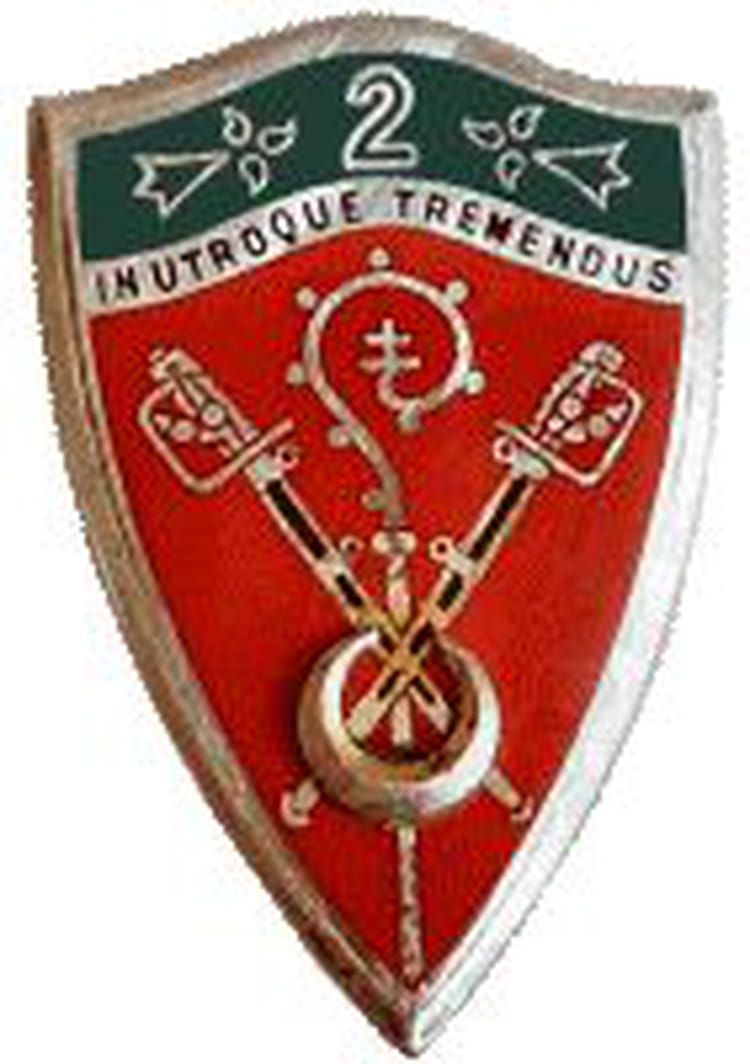 Photo de classe Logo de l'établissement 'Amicale Des Anciens Du 2ème ...