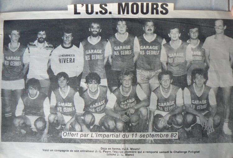 Photo de classe L'EQUIPE SENIORS EN 1982 de 1982, Us Mours - Copains d ...