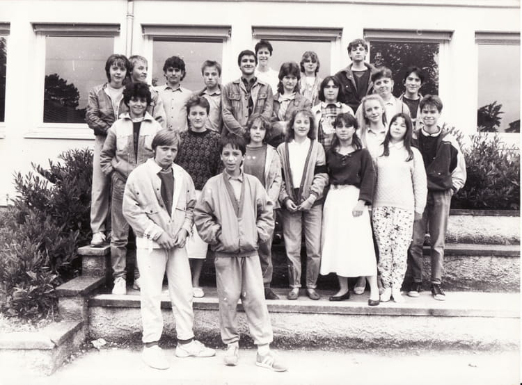 Photo de classe 4eC de 1987, Collège Louis Pergaud - Copains d'avant
