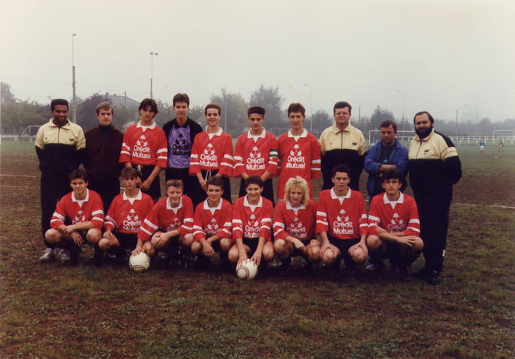 Photo de classe Equipe foot S.C. MARLY de 1993, SC MARLY - Copains d'avant