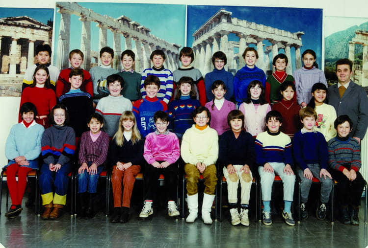 Photo de classe CM2 de 1984, Ecole Le Tricot (Villefranche De Rouergue ...