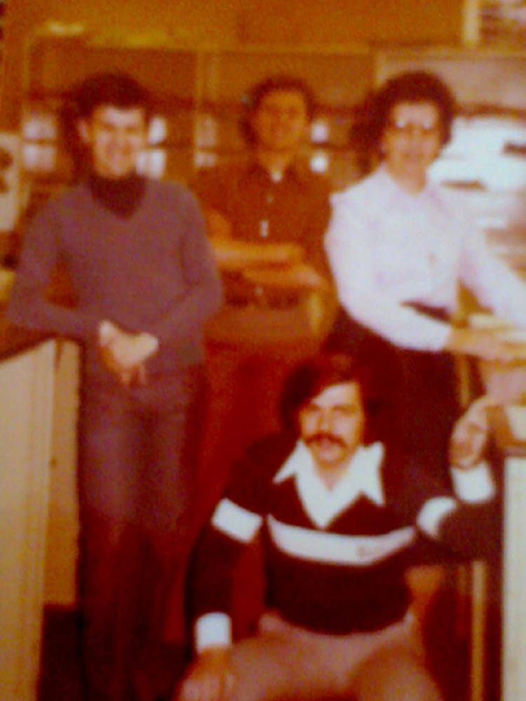 Photo de classe Au travail de 1972, CDF CHIMIE - Copains d'avant