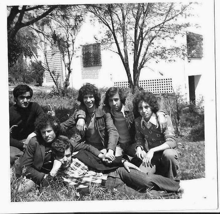 Photo de classe Les internes de 1975, Lycée Carthage Presidence ...