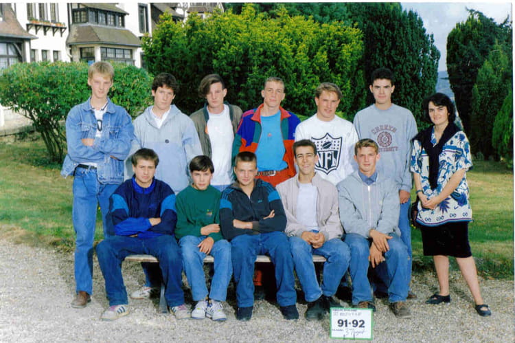 Photo de classe 3EME ARGENT de 1991, Collège Saint-adjutor - Copains d ...