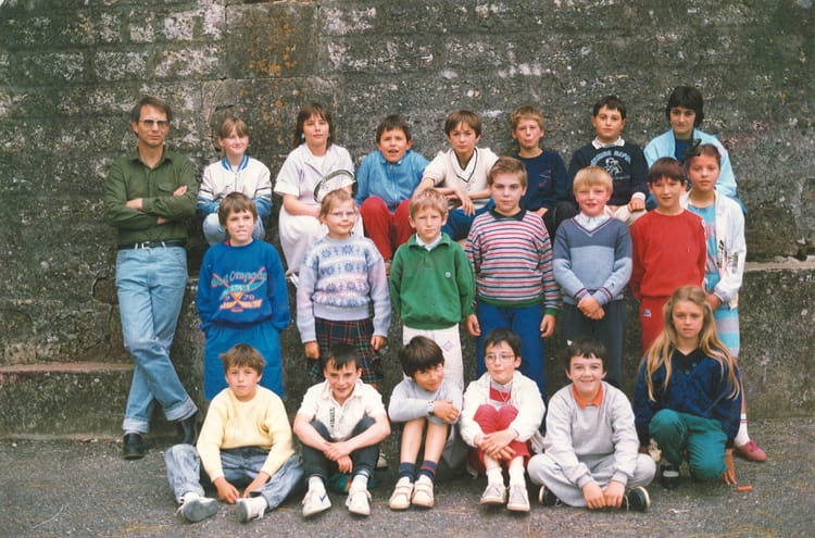 Photo de classe CM2 de 1987, Ecole De La Mairie (Tremont Sur Saulx ... Photo de classe CM2 de 1987, Ecole De La Mairie (Tremont Sur Saulx ...