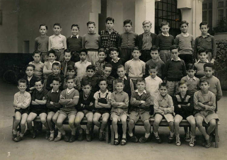 Photo de classe Mme Lager de 1953, ECOLE DE LA GARE - Copains d'avant