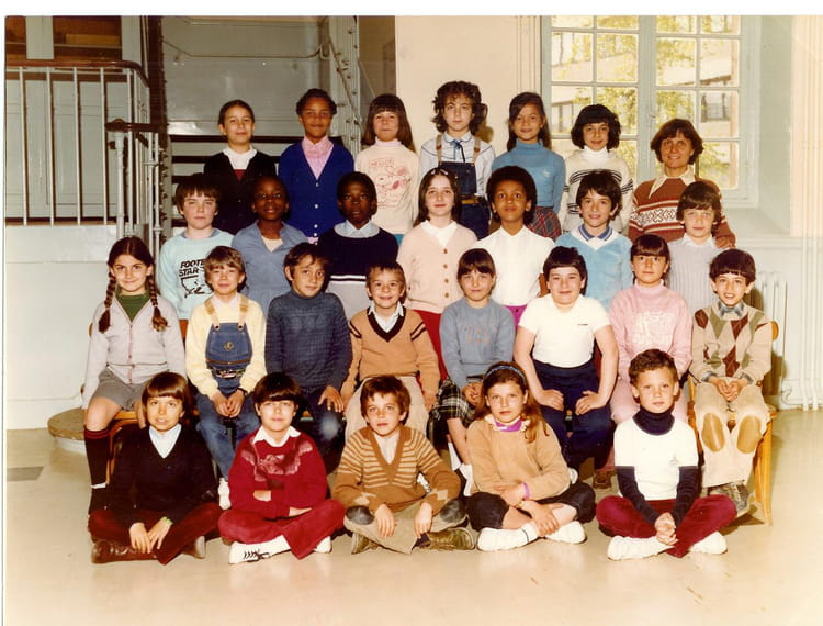 Photo de classe CE2 A de 1982, ECOLE AURAY CHARLES - Copains d'avant