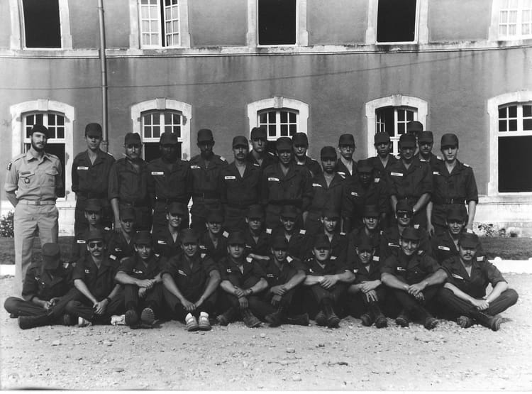 Photo de classe 18 ème RT 1981-08 de 1981, 18° Régiment De ...