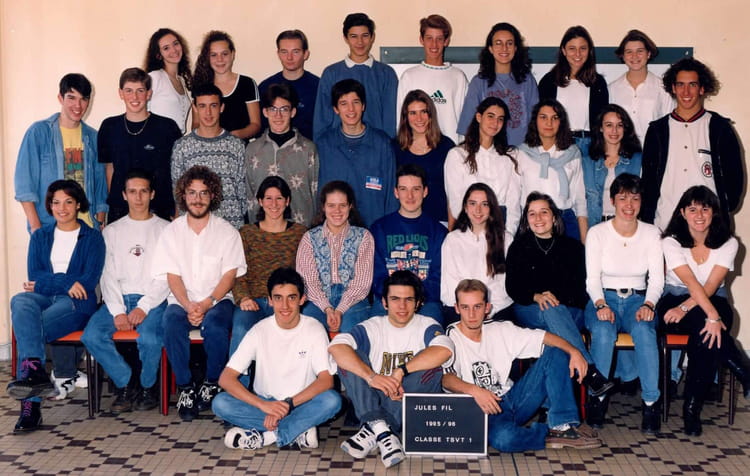 Photo de classe Terminale SVT de 1995, Lycée Jules Fil - Copains d'avant