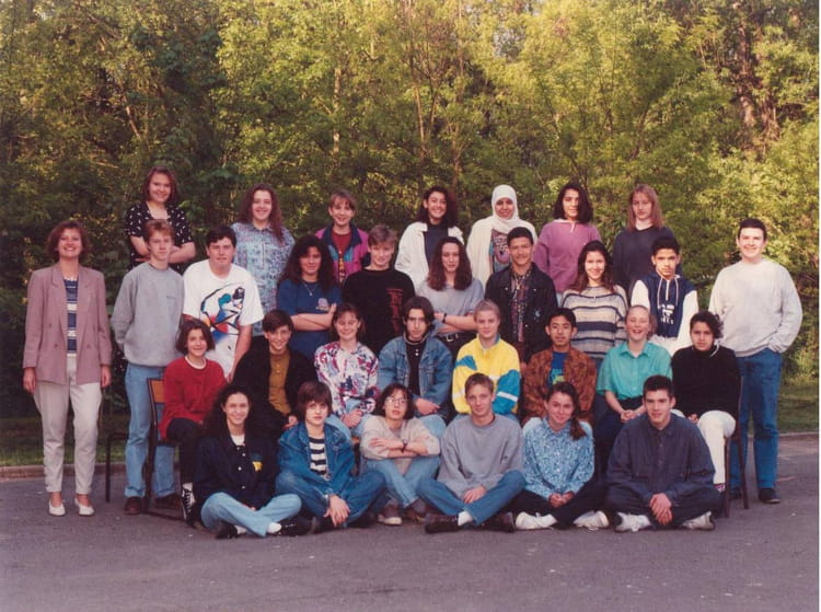 Photo de classe Classe 1993-1994 3eme provence de 1993, Collège Georges ...