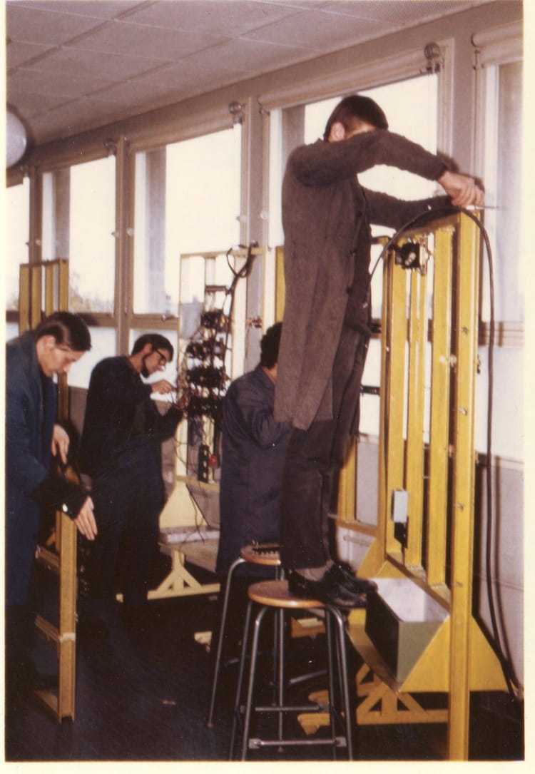 Photo de classe Terminale de 1967, Lycée Pierre-emile Martin - Copains d'avant