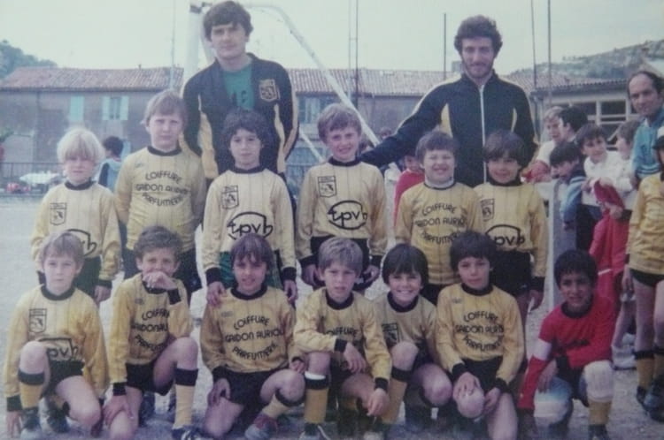 Photo de classe Debutant 2eme année de 1983, Sporting Club Auriol ...