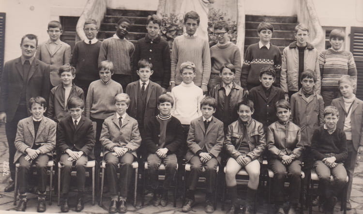 Photo de classe 6EM de 1969, Collège Notre-dame De Betharram - Copains ...