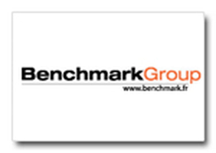 Photo de classe Logo de l'établissement 'Benchmark Group' de 2010, Ccm ...