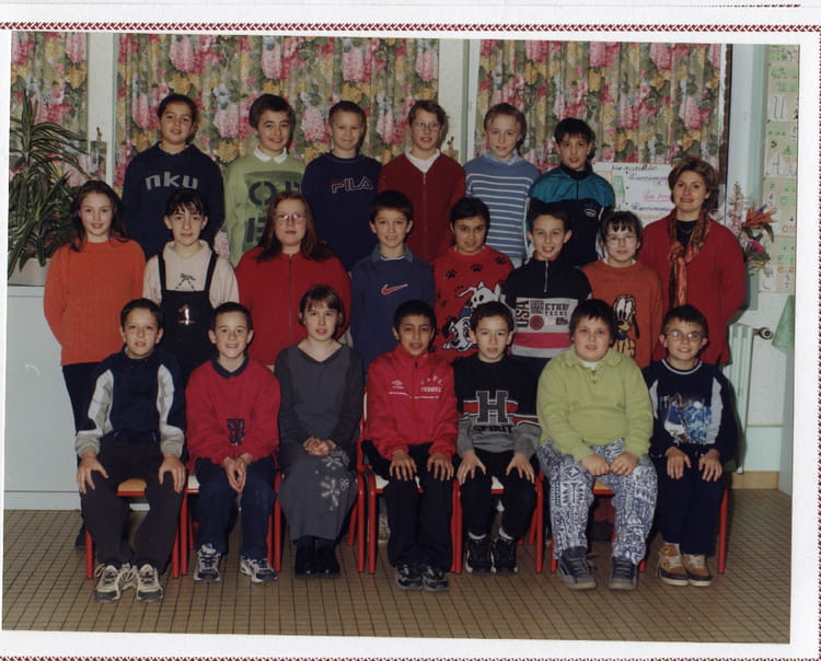 Photo de classe CM1-CM2 de 2000, ECOLE PRIMAIRE - Copains d'avant