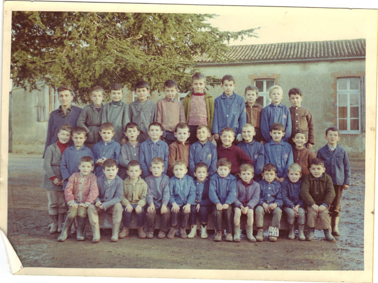 Photo de classe St remi de 1966, ECOLE SAINT REMI - Copains d'avant