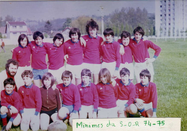 Photo de classe Minimes du SOR 74/75 de 1974, STADE OLYMPIQUE ROSNEEN ...
