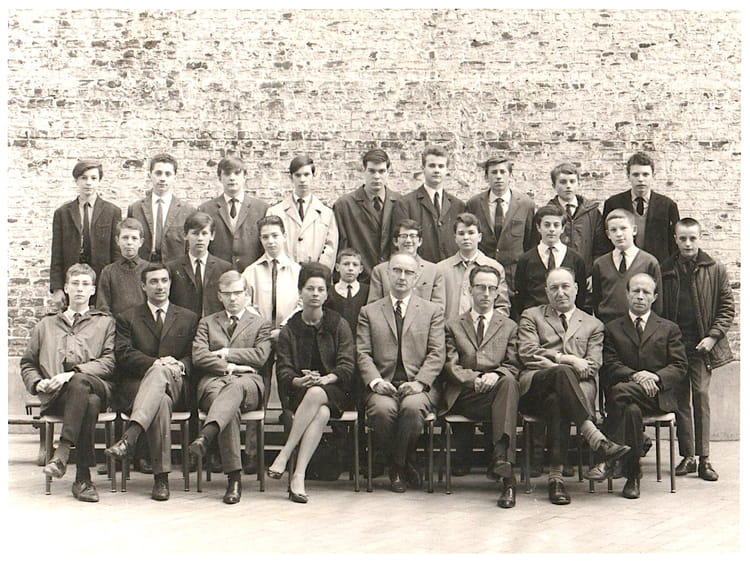 Photo de classe 5ème moderne. Année 1966-1967 de 1966, Athénée Adolphe ...