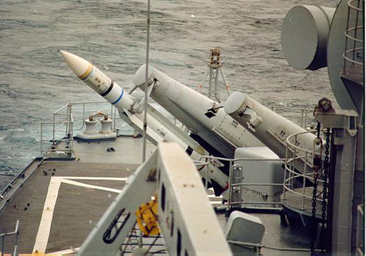 Photo de classe Masurca sur rampe de 1987, CLM COLBERT - Copains d'avant