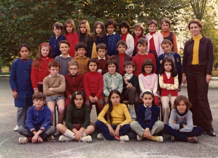 Photo de classe CM1 ou CM2 de 1972, Ecole Bézis - Copains d'avant