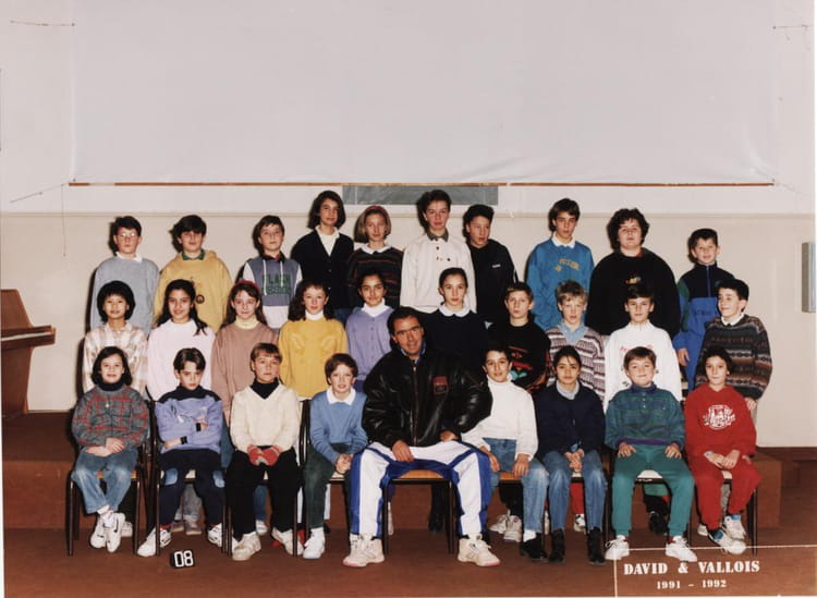 Photo de classe 6EME de 1991, Collège Hoche - Copains d'avant
