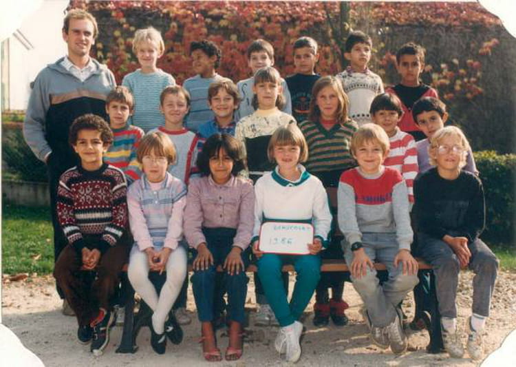 Photo de classe CM1 de 1986, Ecole Beaucourt (Beaucourt) - Copains d'avant