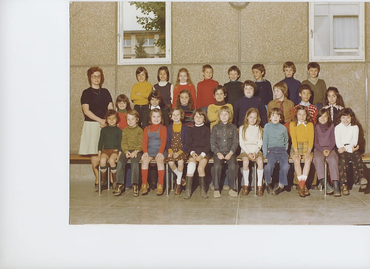 Photo de classe 6ème 2 college Paul Bert Chatou de 1978, Collège Paul ...