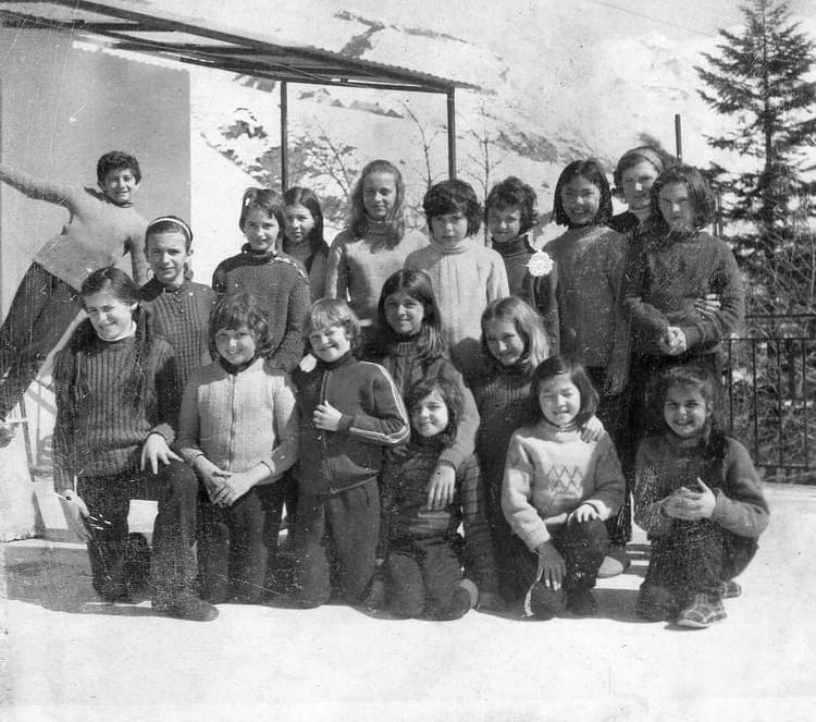 Photo de classe CM2 - classe de Mme RAMAGE de 1971, ECOLE JEAN MACE ...
