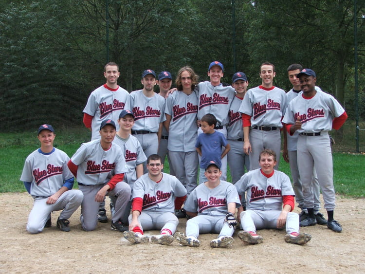 Photo de classe Final a mortemar de 2004, BLUE STARS BASEBALL SOFTBALL ...