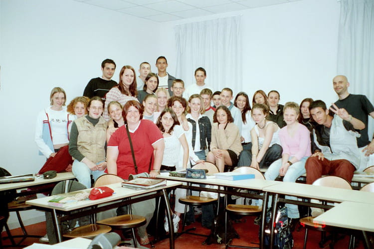 Photo de classe Seconde 8 de 2003, Lycée Pierre Du Terrail - Copains d'avant
