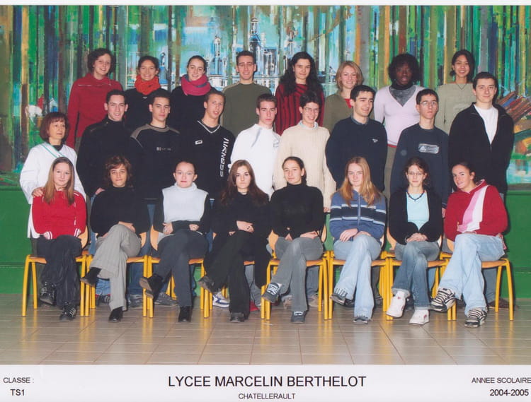 Photo de classe TS1 de 2004, Lycée Marcelin Berthelot - Copains d'avant