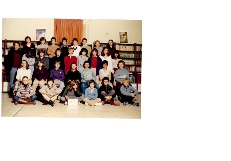 Photo de classe Classe de 4e A, 1980-1981 de 1980, Collège Roustan ...