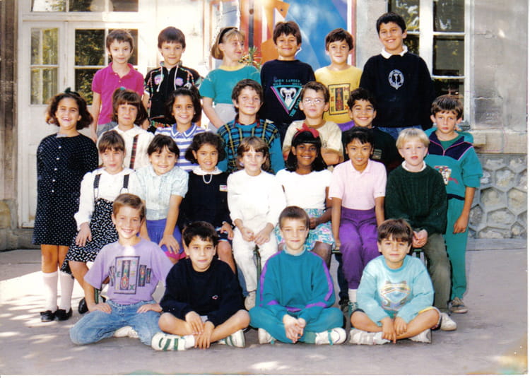 Photo de classe Ce1 de 1992, ECOLE SAINT RUF - Copains d'avant