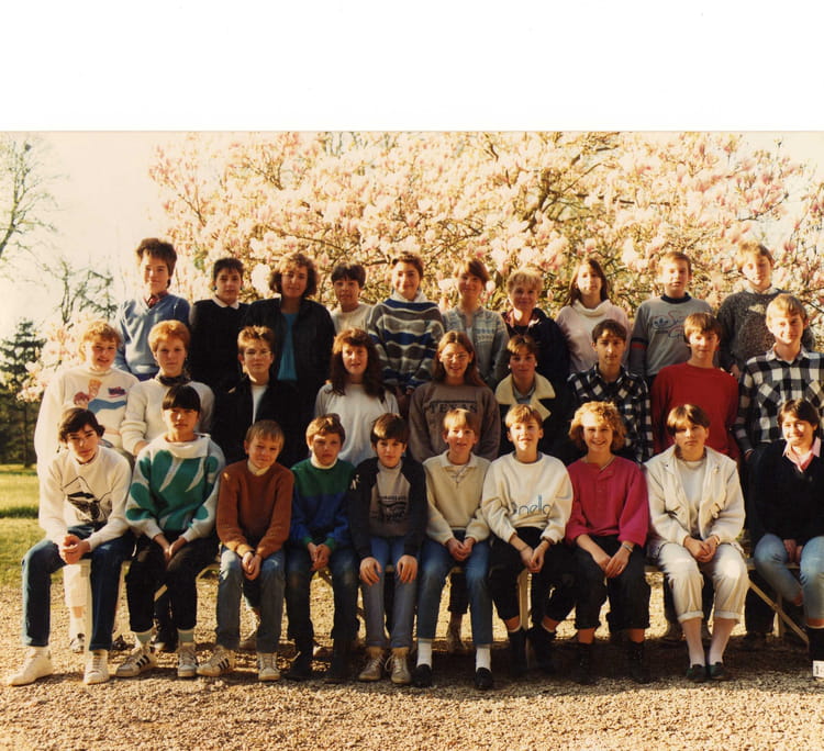 Photo de classe Classe de 4ème B de 1984, Collège Mabillon - Copains d ...