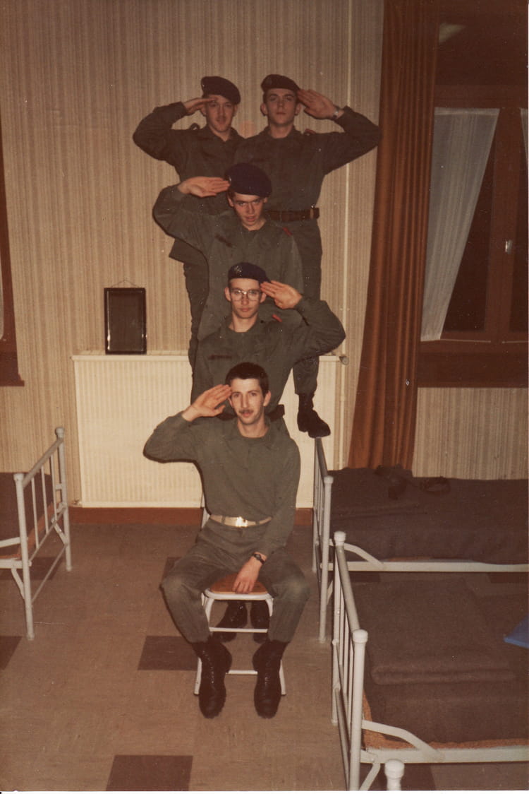 Photo de classe Copains de classes 12/85 de 1985, 4rhcm - Copains d'avant