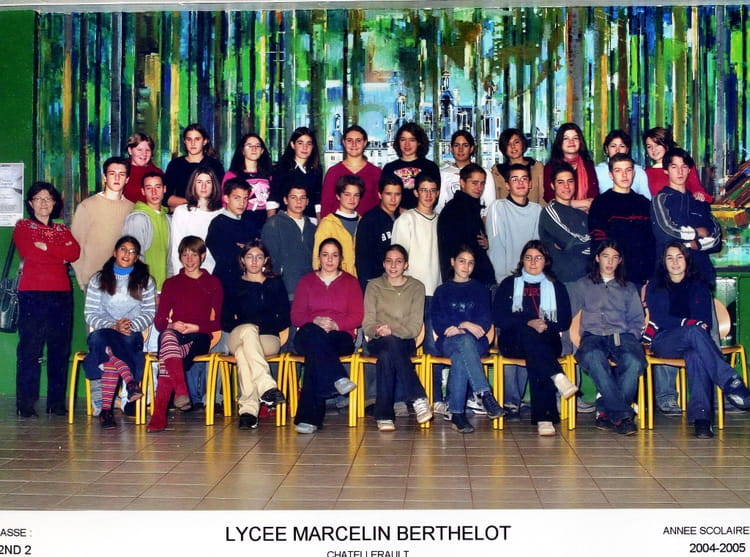 Photo de classe Seconde 2 de 2004, Lycée Marcelin Berthelot - Copains d ...