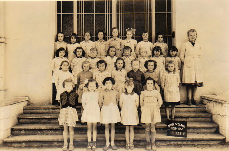 Photo de classe Cours élémentaire école Alice Solvay de 1952, ECOLE ...