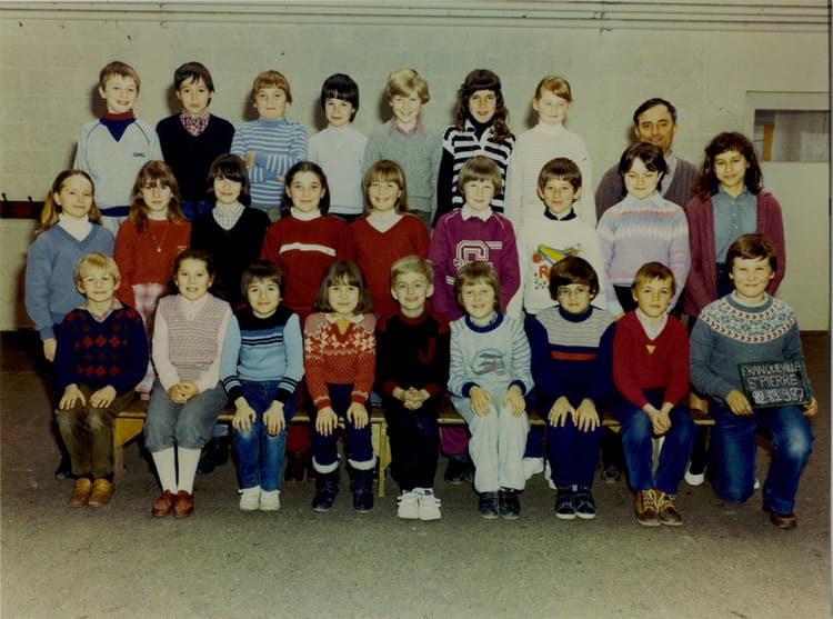 Photo de classe CM1 de 1983, Ecole Louis Lemonnier (Franqueville Saint ...