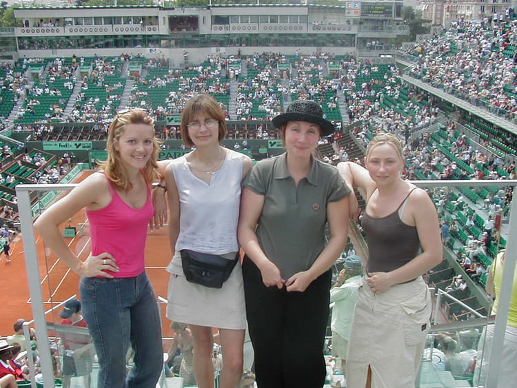 Photo de classe Notre traditionnelle sortie à Roland Garros de 2003 ...